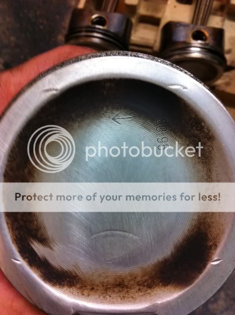 Valve damaged piston tops | VW Vortex - Volkswagen Forum