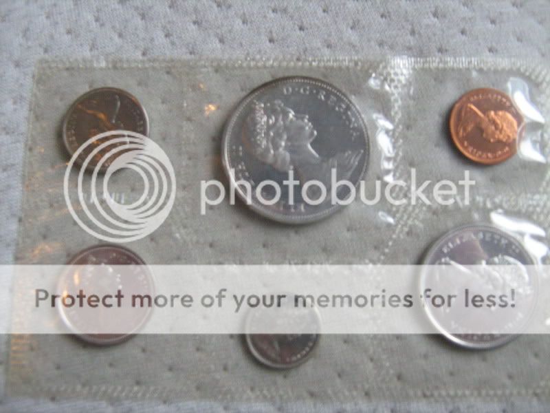 1965 Canadian Mint Set. Uncirculated, Large Beads, Blunt 5 - Coin ...