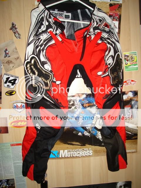 A bunch of Fox Gear!! | PlanetMinis Forums