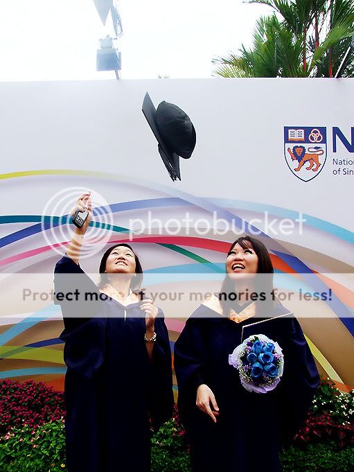 NUS Commencement Class 2009 | Thanks for invading my privacy ♥
